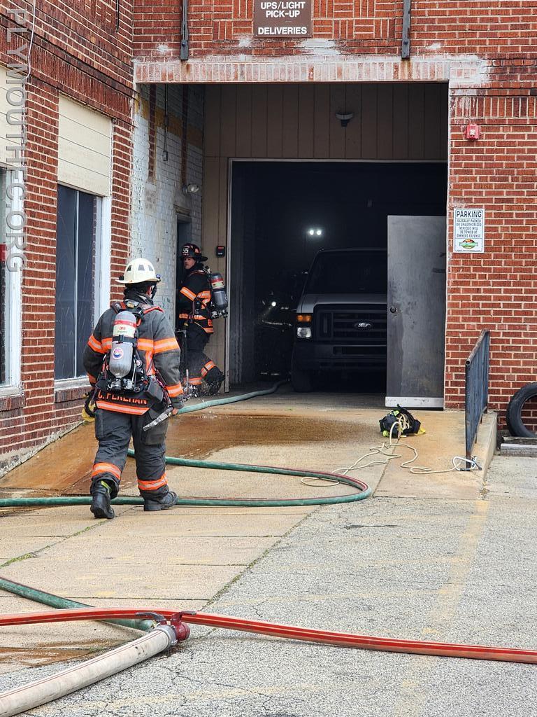 Ladder 43 1st Due Truck to Second Fire of the Day in the Municipality ...